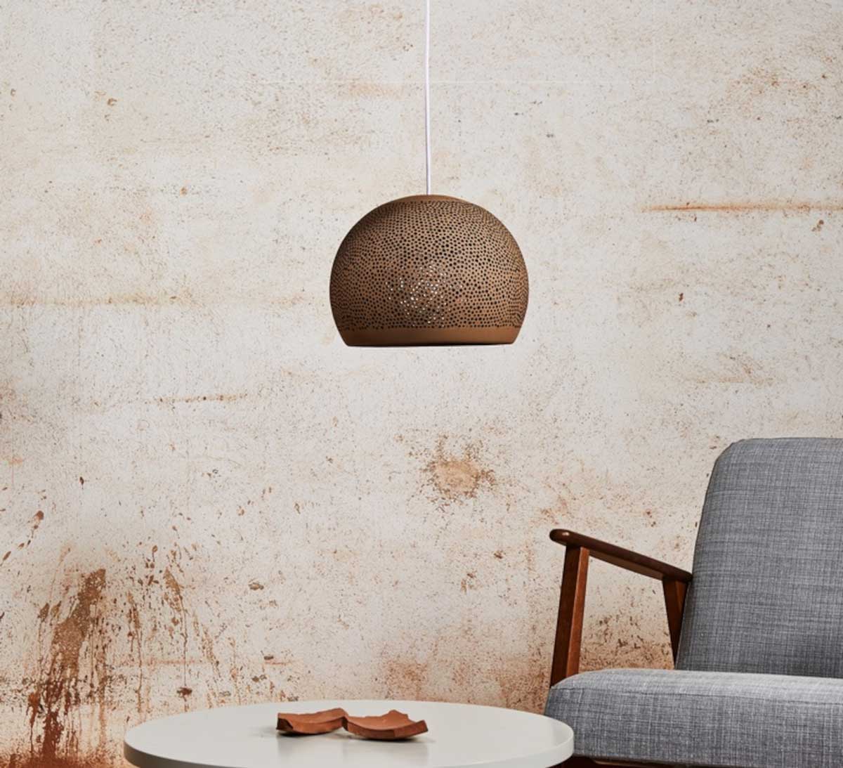 Zoom sur le Mocha Mousse, couleur Pantone de 2025 - Husk Design
